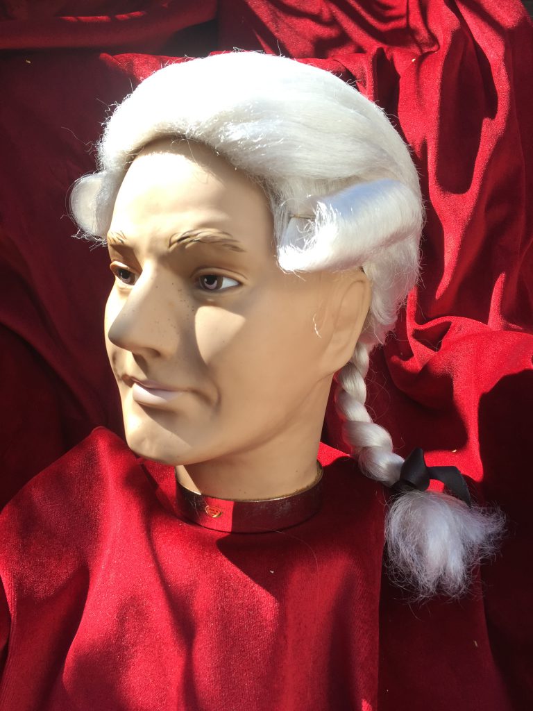 Gents White Colonial Wig For Hire. 18th Century & Gents Court Wigs