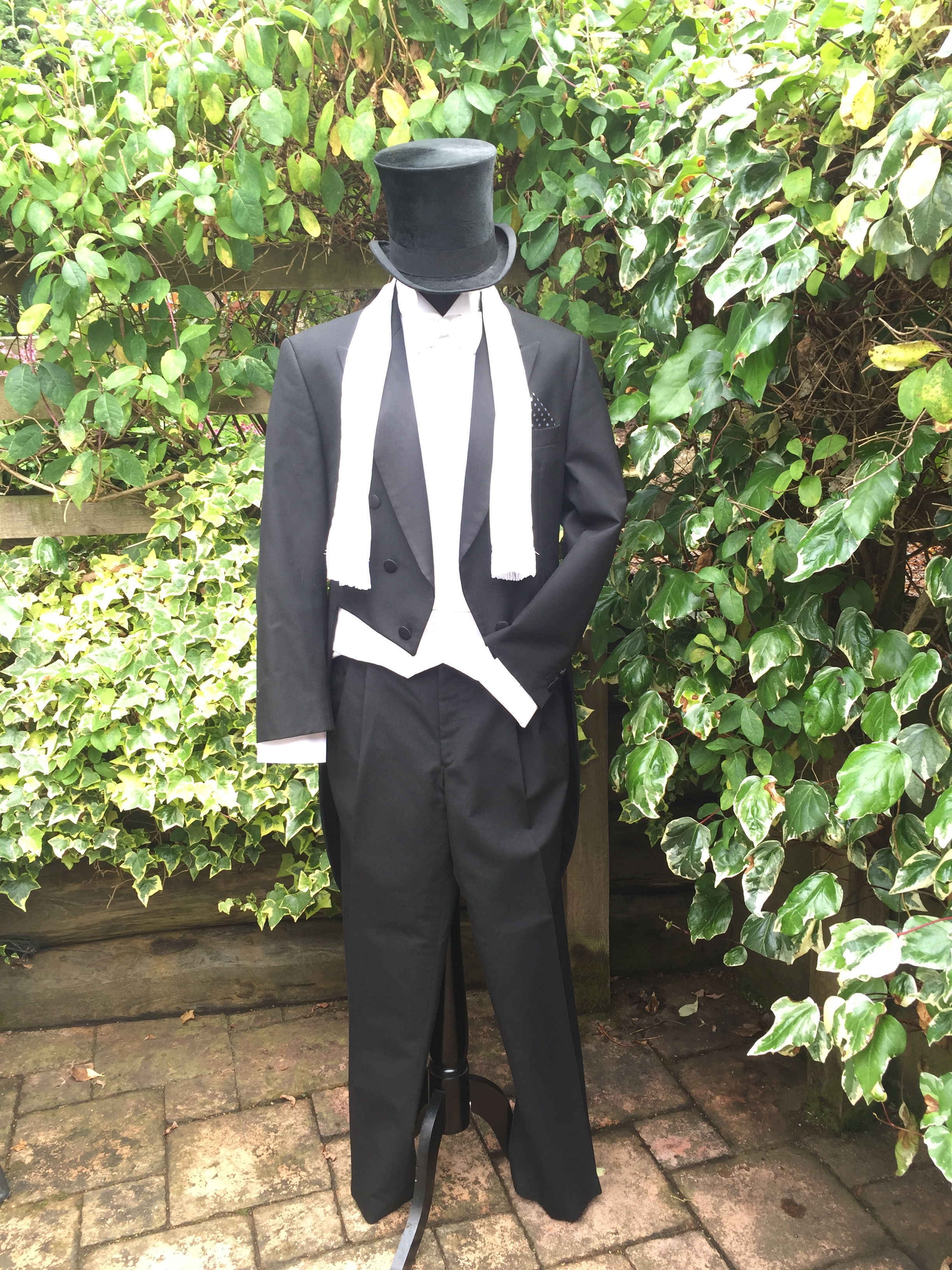 Gents Evening Tails Suit - Masquerade