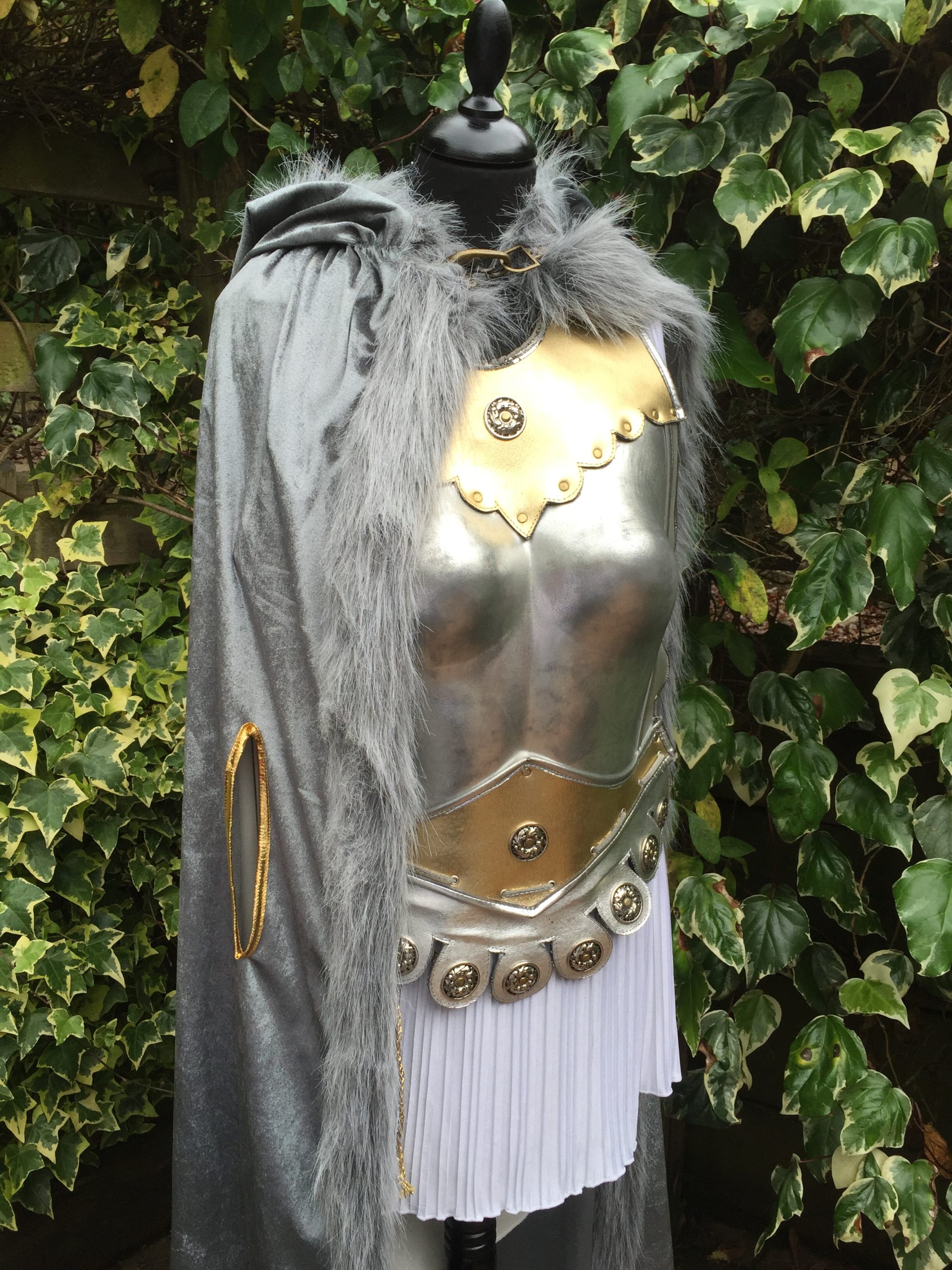Masquerade Ladies Silver Warrior Of Thrones Costume - Masquerade