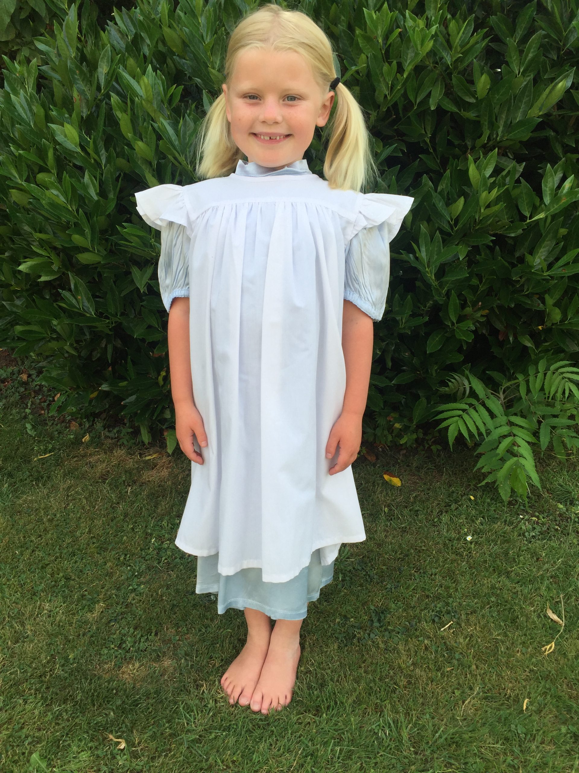 Masquerade Girls Alice In wonderland Costume - Masquerade